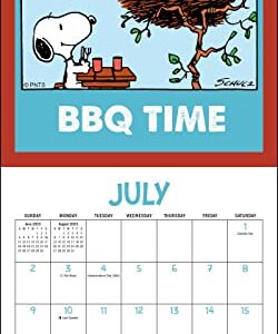 Peanuts 2023 Mini Wall Calendar