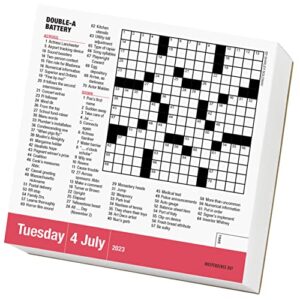 Mensa 10-Minute Crossword Puzzles Page-A-Day Calendar 2023: For Crossword Puzzle Addicts and Word Nerds