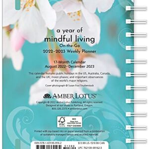 A Year of Mindful Living 2022 - 2023 On-the-Go Weekly Planner: 17-Month Calendar with Pocket (Aug 2022 - Dec 2023, 5" x 7" closed)