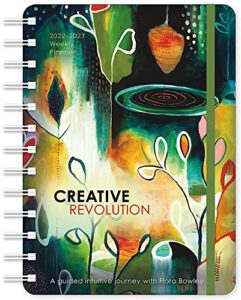 creative revolution 2022 - 2023 weekly planner: on-the-go 17-month calendar with pocket (aug 2022 - dec 2023, 5" x 7" closed)