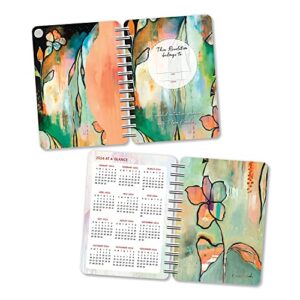 Creative Revolution 2022 - 2023 Weekly Planner: On-the-Go 17-Month Calendar with Pocket (Aug 2022 - Dec 2023, 5" x 7" closed)