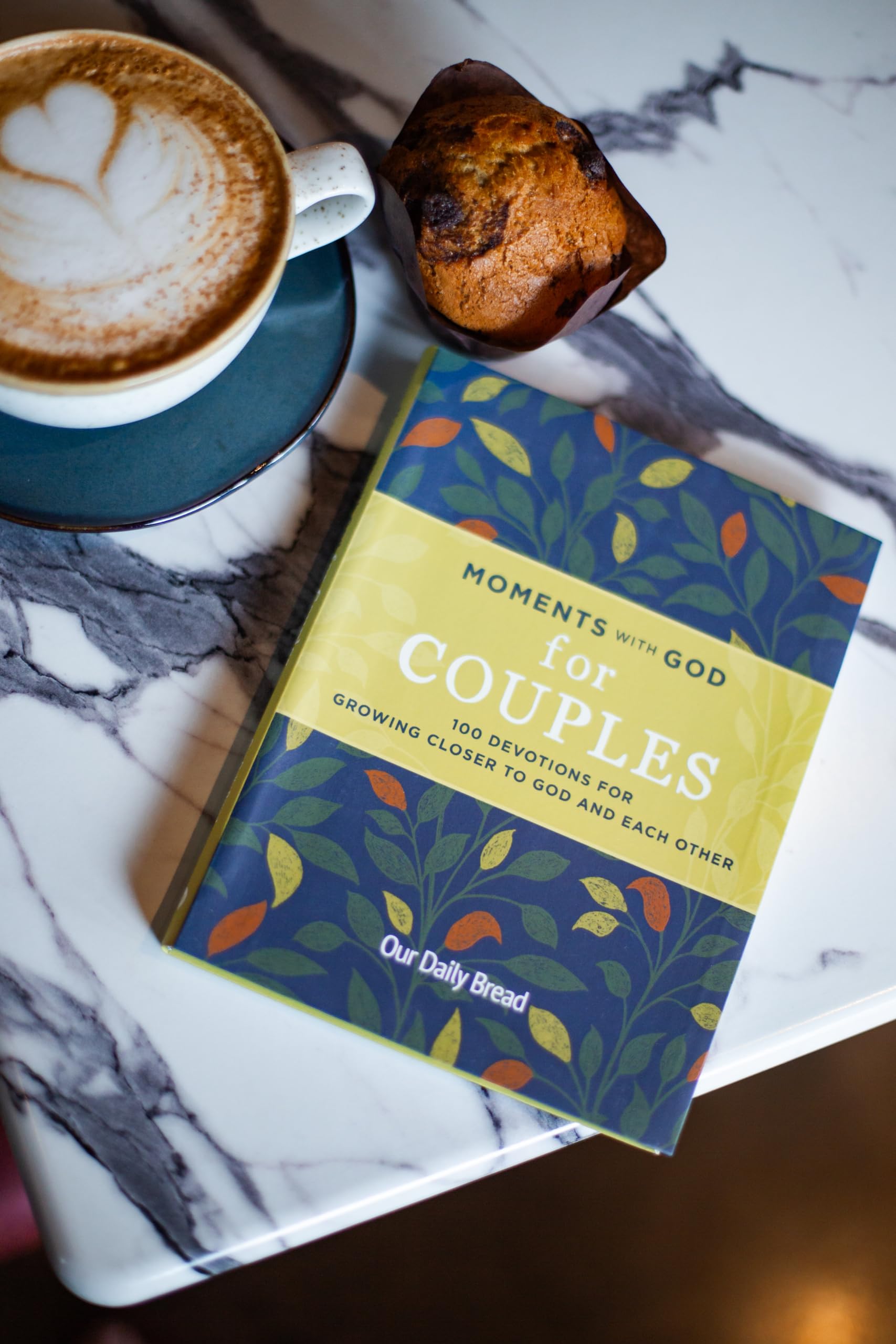 Moments with God for Couples: 100 Devotions for Growing Closer to God and Each Other