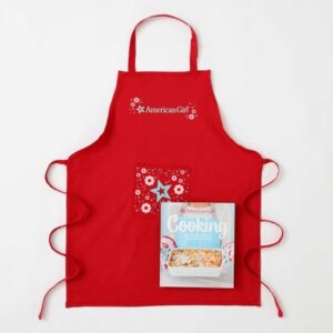 American Girl Cooking Gift Set: Recipes for Delicious Snacks, Meals & More (Kid's Cookbook, American Girl Doll)