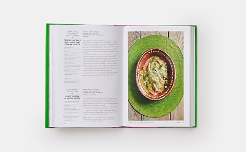 The Mexican Vegetarian Cookbook: 400 authentic everyday recipes for the home cook