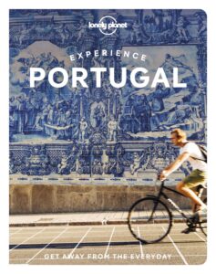 lonely planet experience portugal (travel guide)