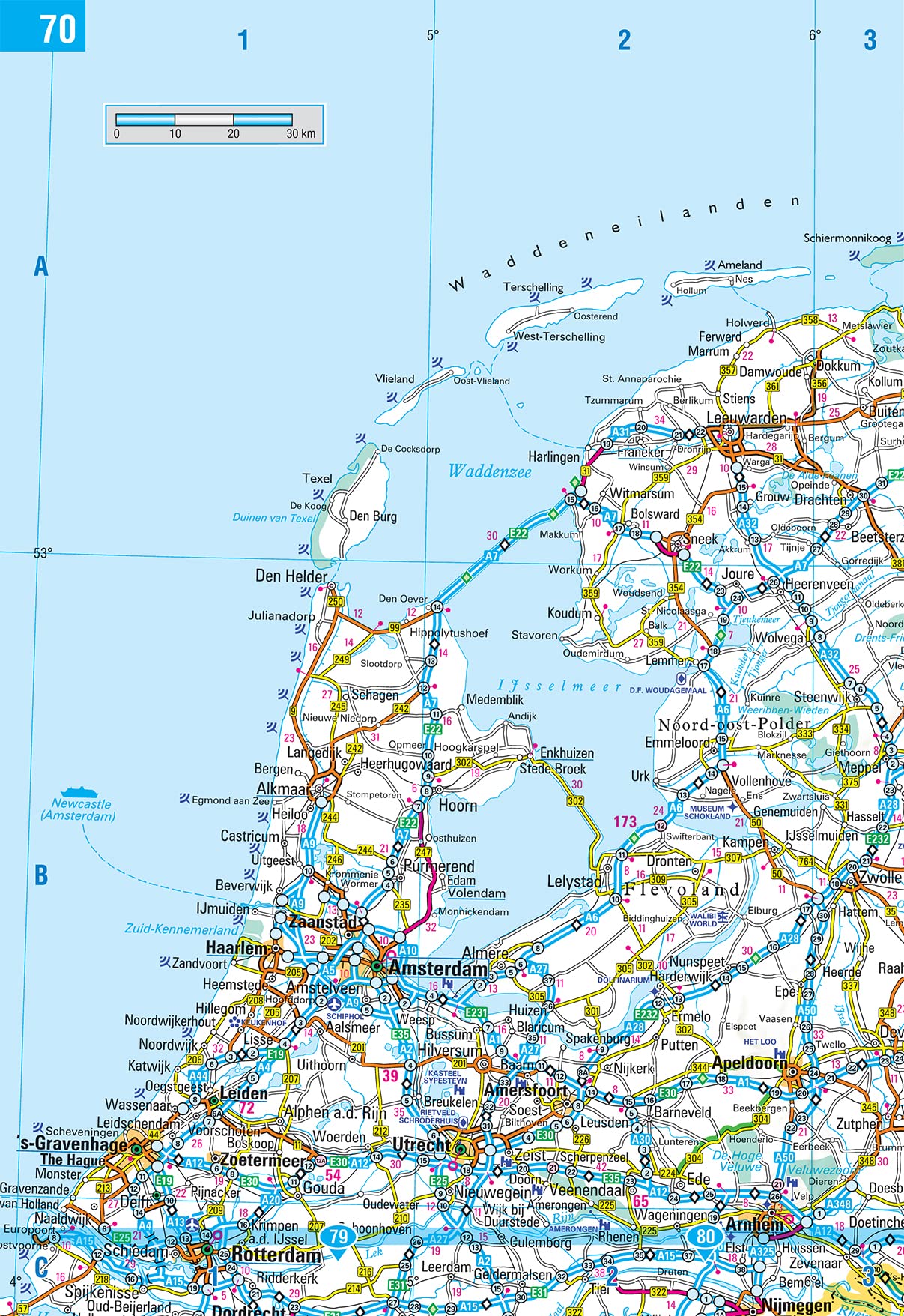 2023 Philip's Easy to Read Multiscale Road Atlas Europe: (A4 Spiral binding)