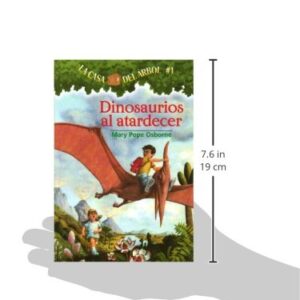 Dinosaurios al atardecer (Casa del arbol) (Spanish Edition)