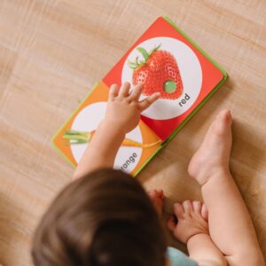 Melissa & Doug Children’s Book – Poke-a-Dot: First Colors (Board Book with Buttons to Pop)