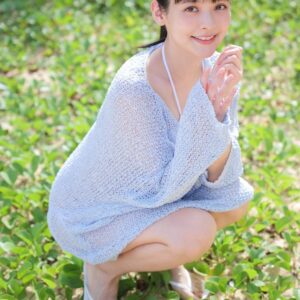 上坂すみれ2nd写真集「すみれのゆめ」メイキングDVD＜沖縄編＞付き限定表紙版