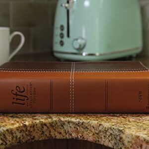 NIV, Life Application Study Bible, Third Edition, Personal Size, Leathersoft, Brown, Red Letter