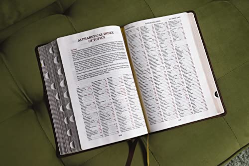 KJV, Thompson Chain-Reference Bible, Large Print, Leathersoft, Brown, Red Letter, Thumb Indexed, Comfort Print