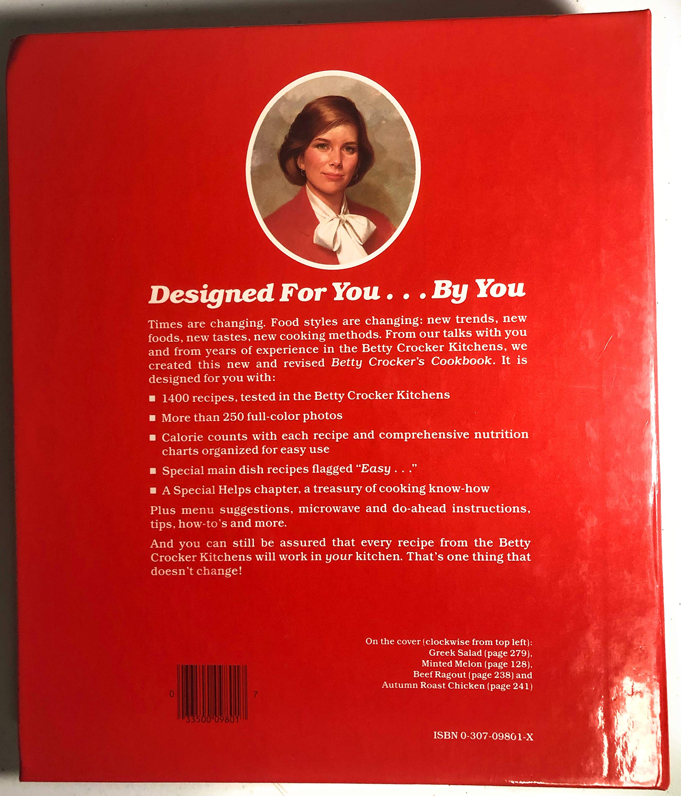 Betty Crocker's Cookbook (5-Ring Binder)