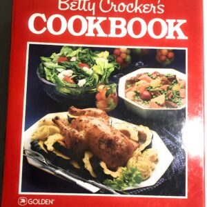 Betty Crocker's Cookbook (5-Ring Binder)