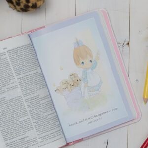 NKJV, Precious Moments Small Hands Bible, Hardcover, Pink, Comfort Print: Holy Bible, New King James Version