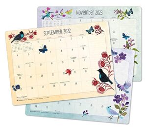 geninne zlatkis 2022 - 2023 desk pad monthly calendar (17-month aug 2022 - dec 2023, 18.75" x 13.5"): feathered friends