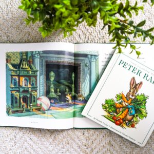 The Classic Tale of Peter Rabbit: The Collectible Leather Edition (Illustrated Classic Children's Stories By Beatrix Potter)