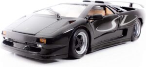 maisto 1:18 scale lamborghini diablo sv diecast vehicle, black and white (31844bk)