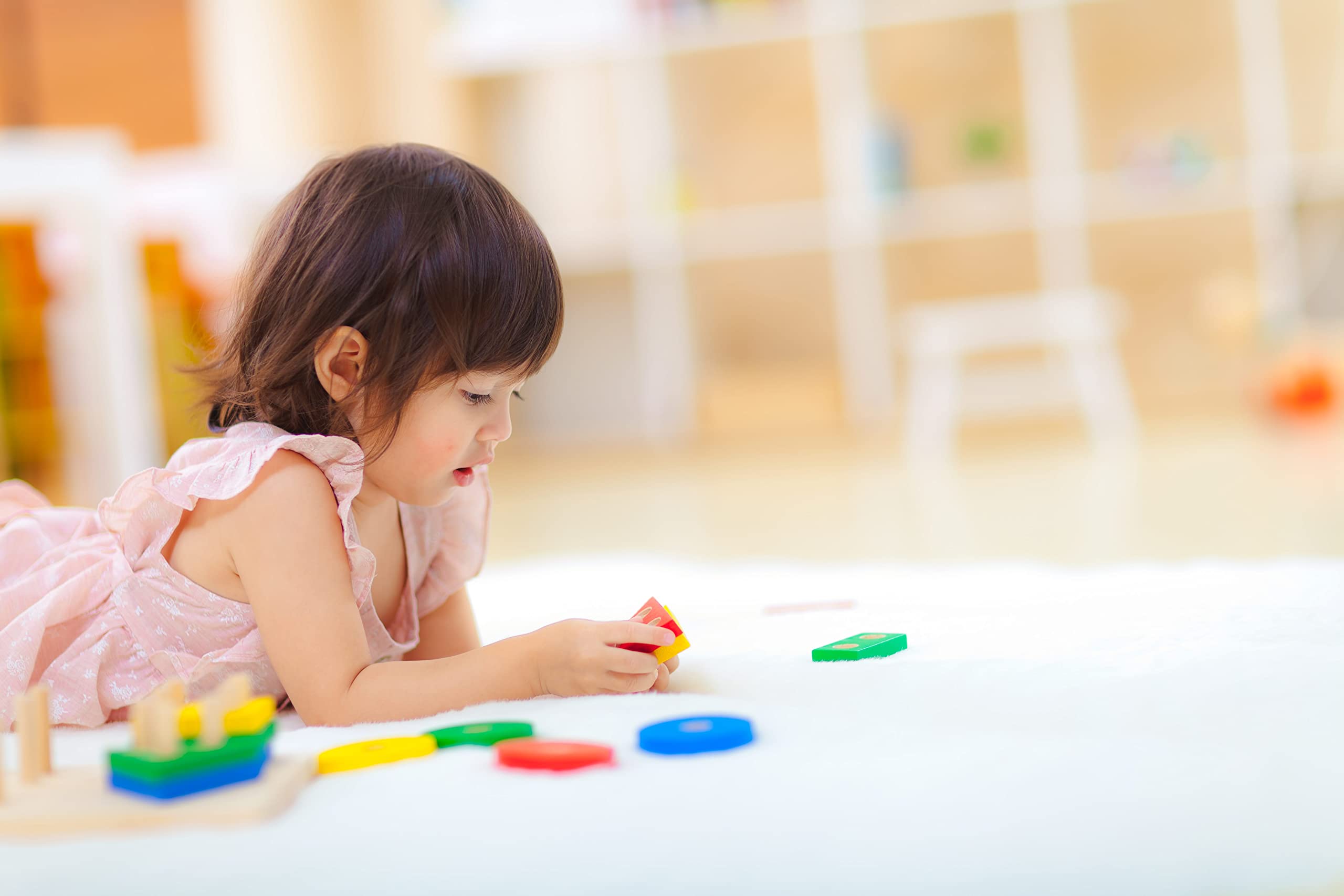 PlanToys (2403 Wooden Geometric Sorting Board Sustainably Made from Rubberwood and Non-Toxic Paints and Dyes