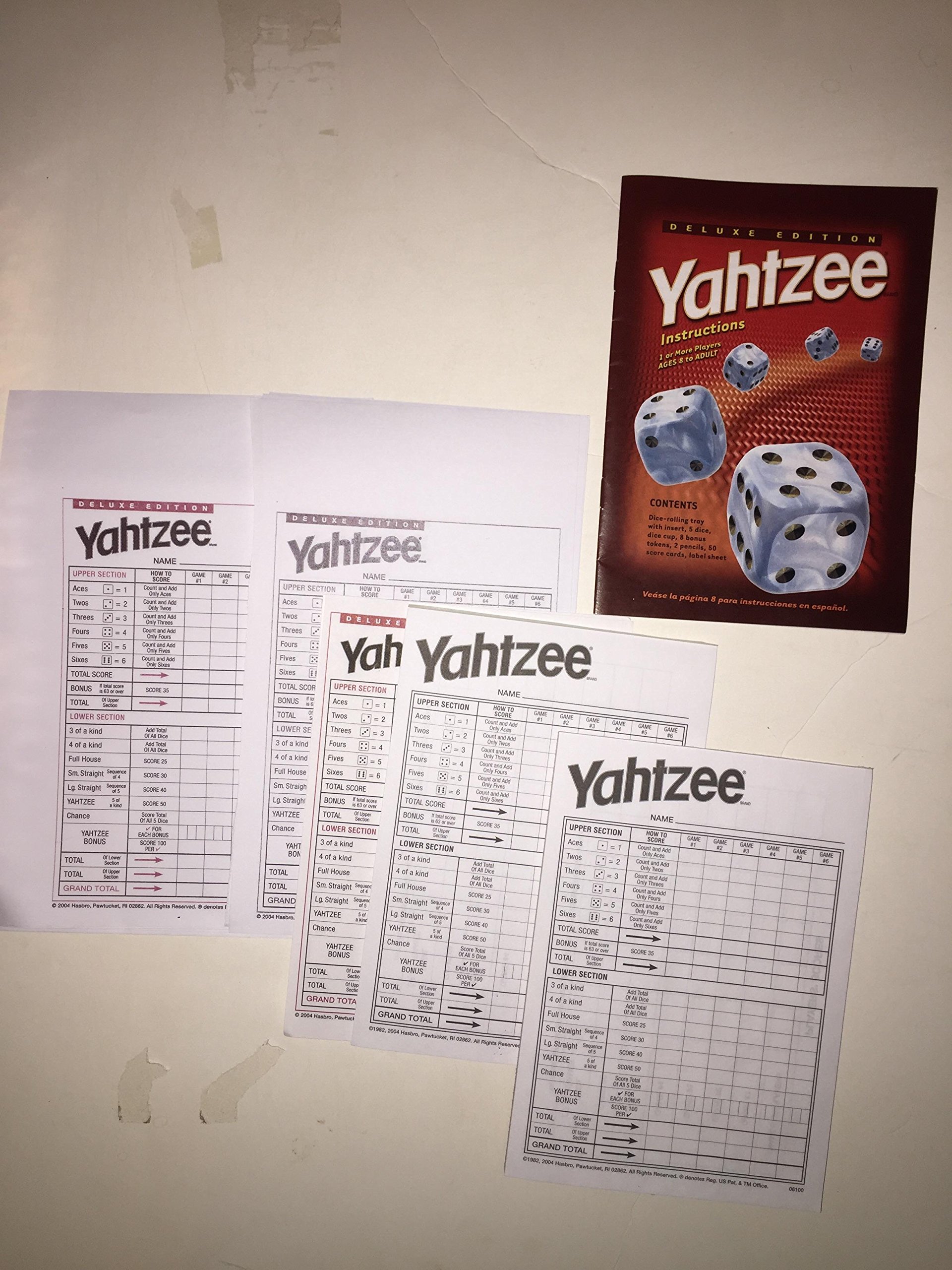 Hasbro Gaming Yahtzee Deluxe Edition