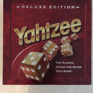 Hasbro Gaming Yahtzee Deluxe Edition