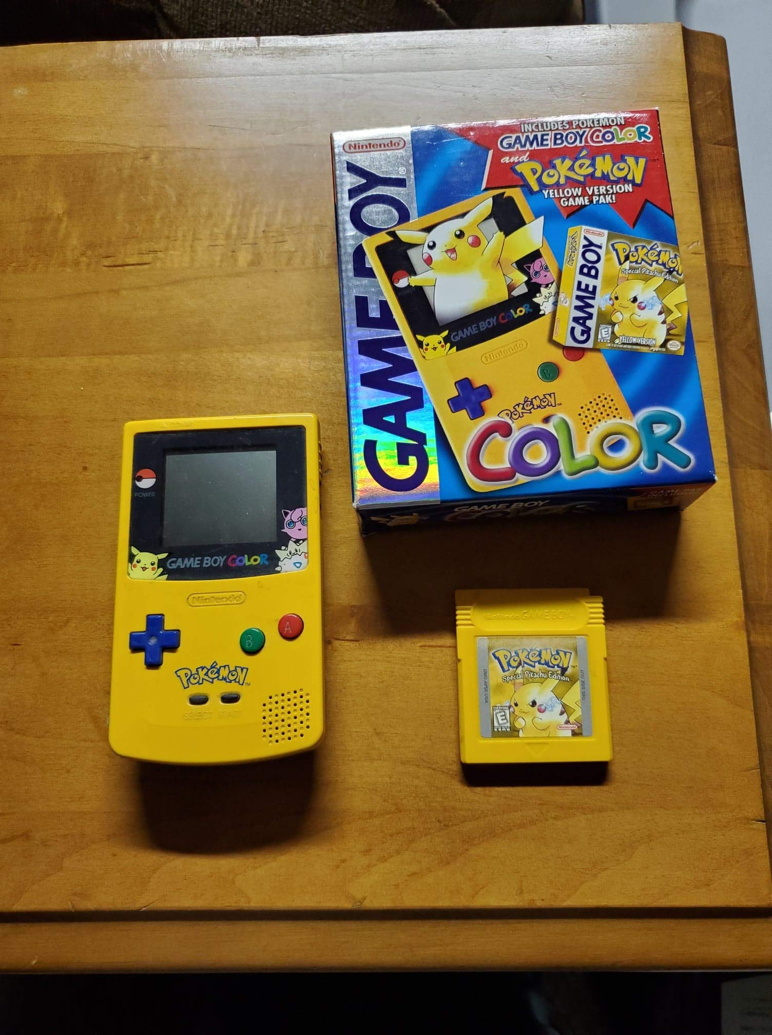 Pokemon - Yellow Bundle