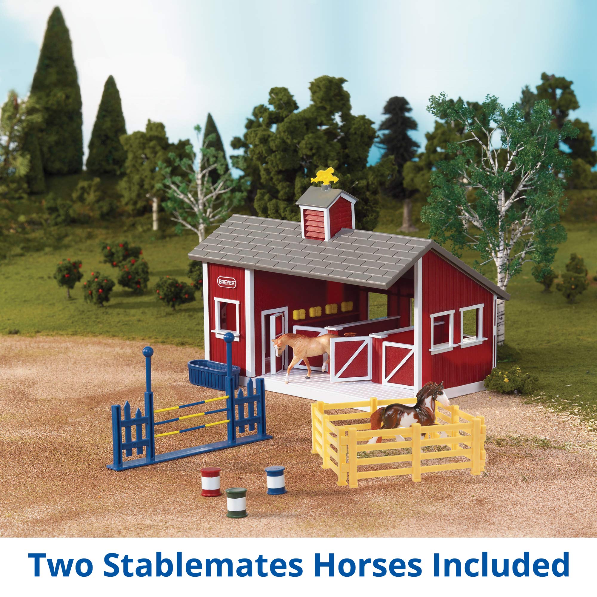 59197 Stablemates Red Stable Set with Two Horses, N/a