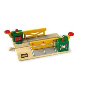 brio world 33750 - magnetic action crossing | interactive wooden toy train accessory | enhances hand-eye coordination | compatible with all brio train sets | ideal for kids ages 3 and up