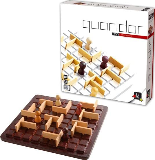 Quoridor Mini | Travel-Friendly Strategy Game for Families and Adults | Ages 8+ | 2 Players | 15 Minutes