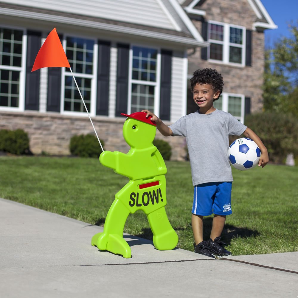 Step2 Kid Alert Visual Warning Signal V.W.S - 32-Inch Caution Go Slow Children At Play Signage - Durable Plastic Outdoor Playtime Safety Signs for Kids with Flag