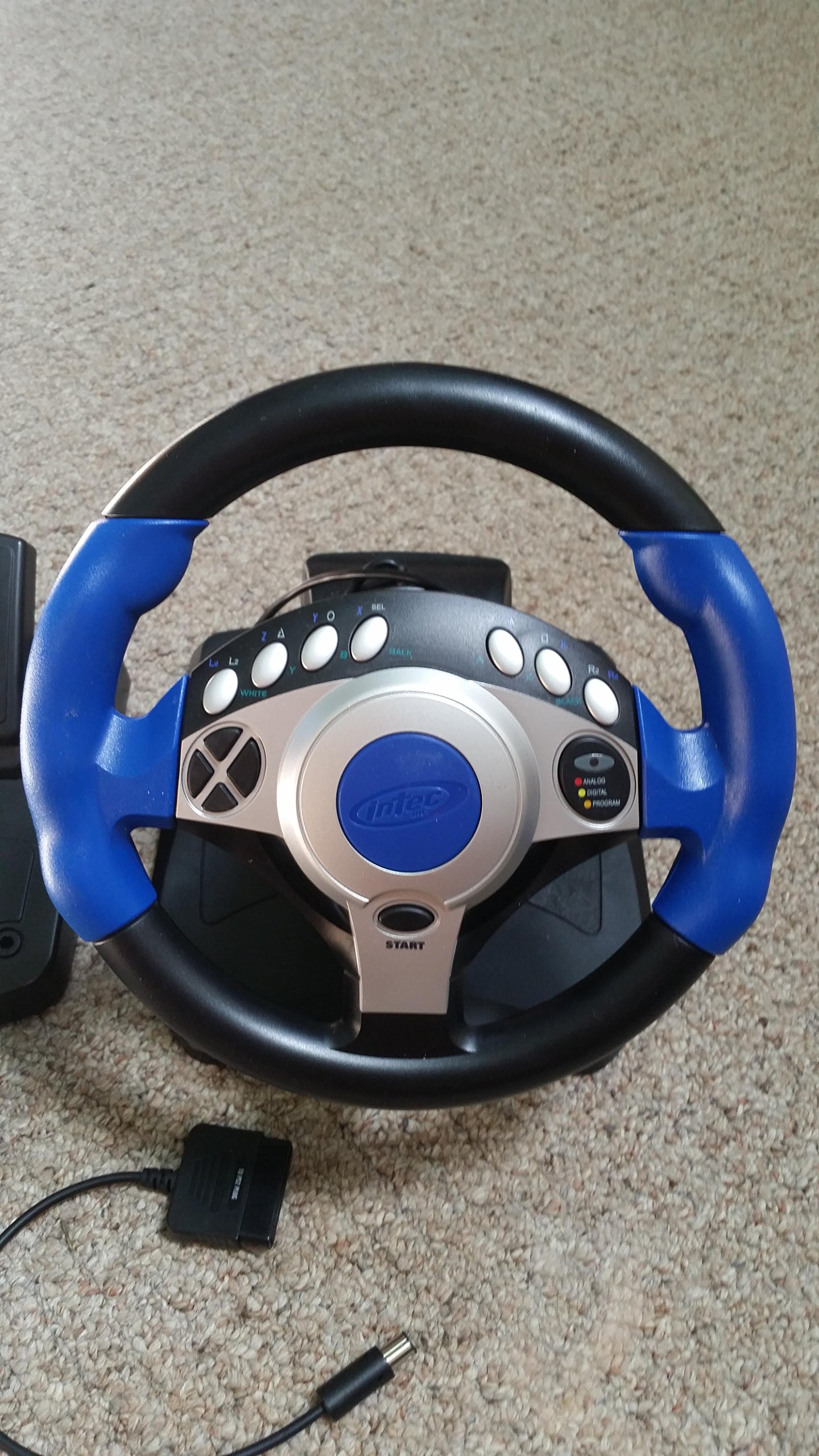 Intec Racing Wheel for PS2, Game Cube, xBox