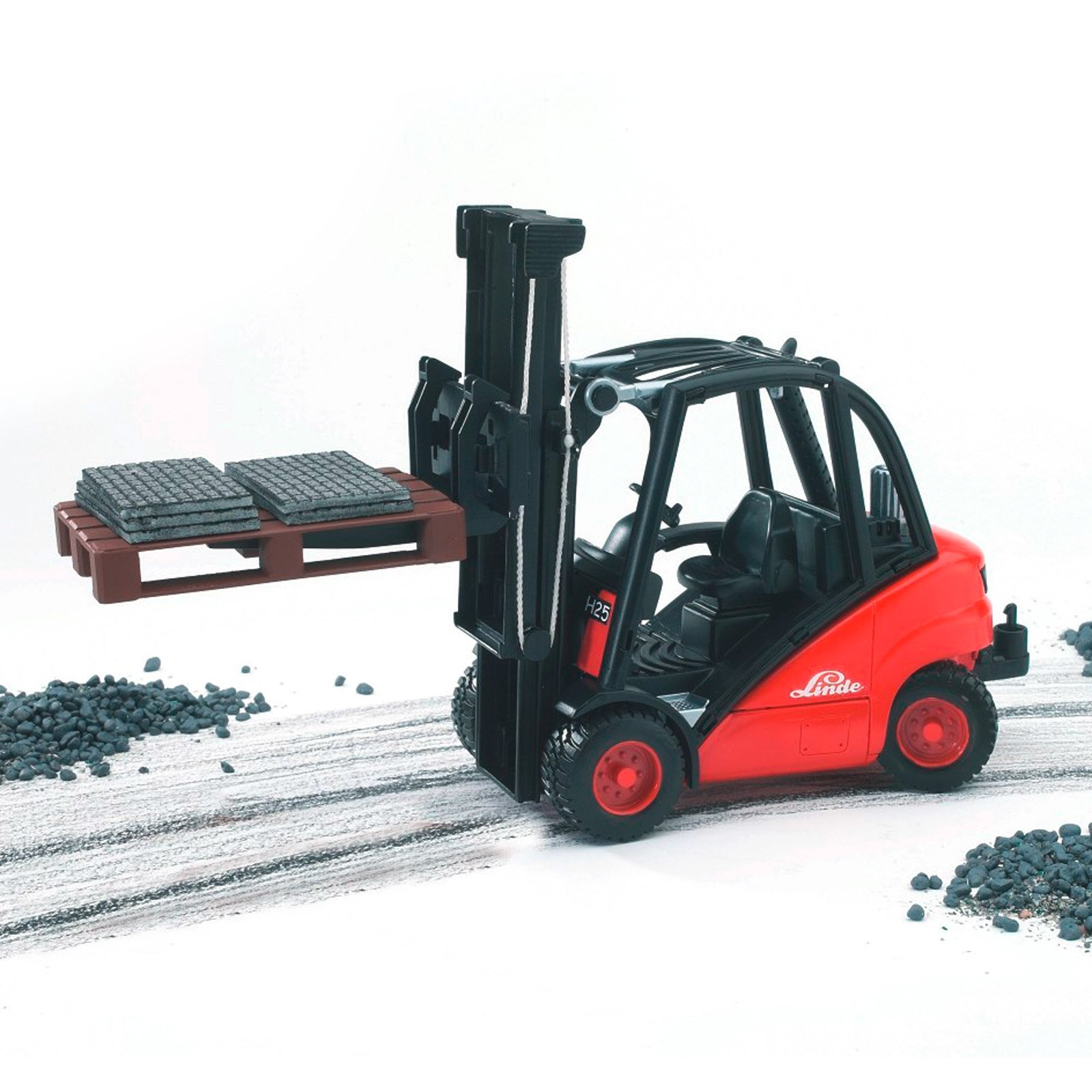 Bruder 02511 Linde H30D Forklift with 2 Pallets