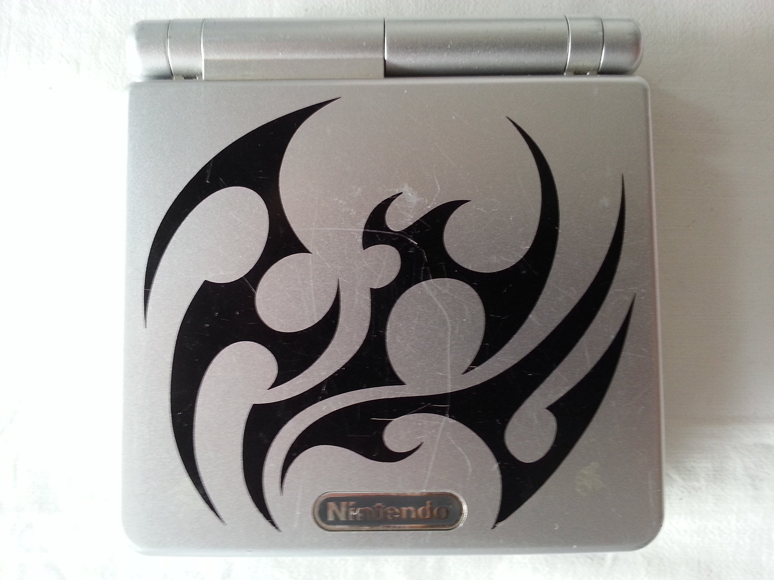 Game Boy Advance SP - Tribal Edition