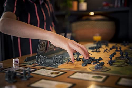 Memoir '44 Board Game - WWII Historical Board Game of Epic Battles! Tabletop Miniatures Strategy Game for Kids & Adults, Ages 8+, 2-8 Players, 30-60 Minute Playtime, Made by Days of Wonder