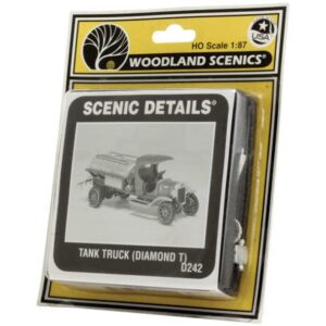 Woodland Scenics Tank Truck Diamond T Scenic Details