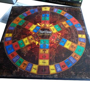 Hasbro Lord Of The Rings Trivial Pursuit - Dvd Game