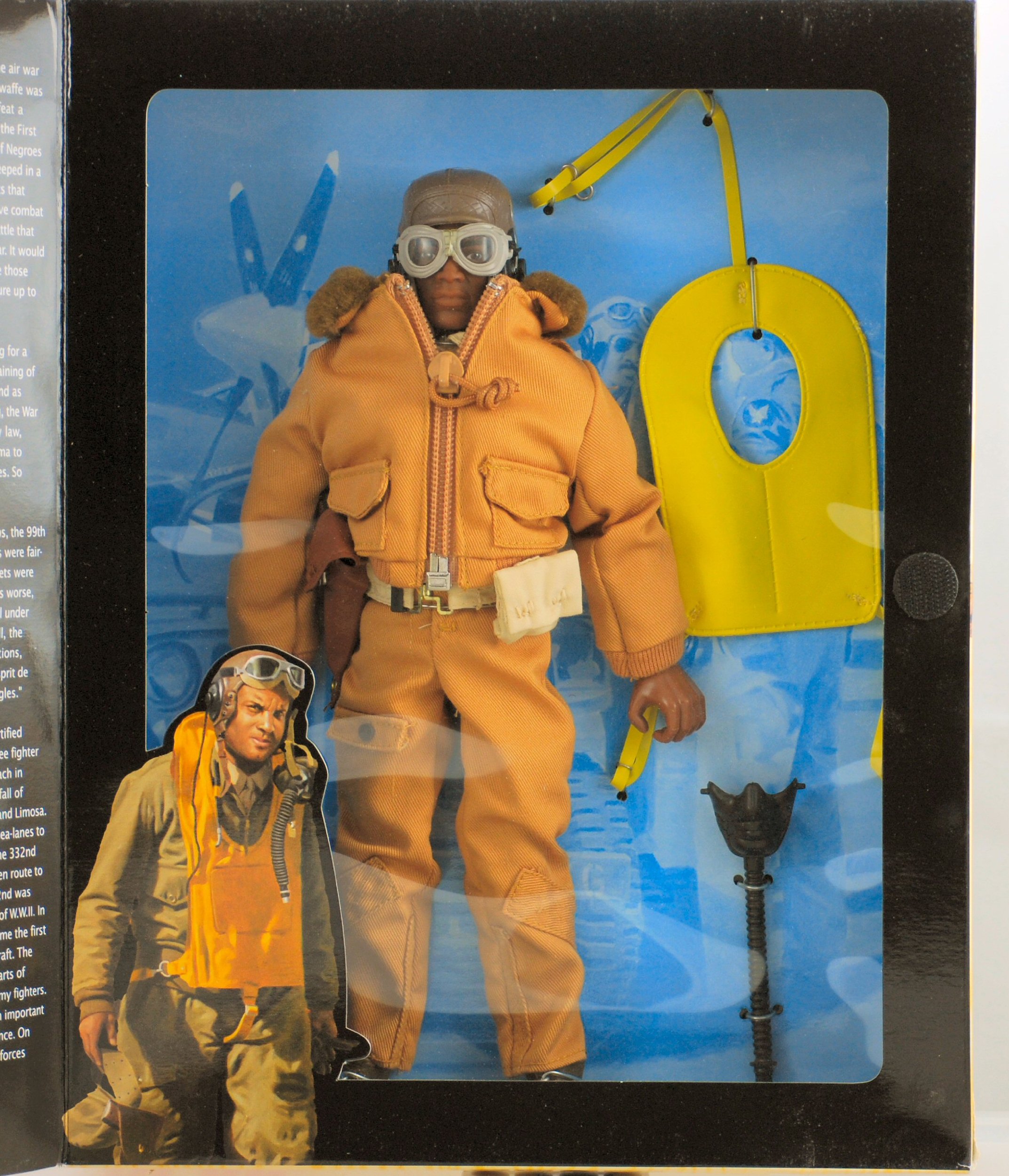 G.I. Joe - 1996 - Kenner - Classic Collection - WW II Forces Collection - Tuskegee Fighter Pilot - Action Figure - w/ Accessories - Out of Production - Limited Edition - RARE - Collectible