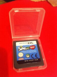 the sims 2: pets (nintendo ds)