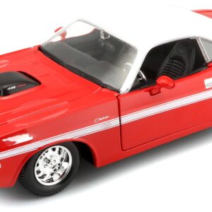 1970 Dodge Challenger R/T Coupe Red with White Top and White Stripes 1/24 Diecast Model Car by Maisto