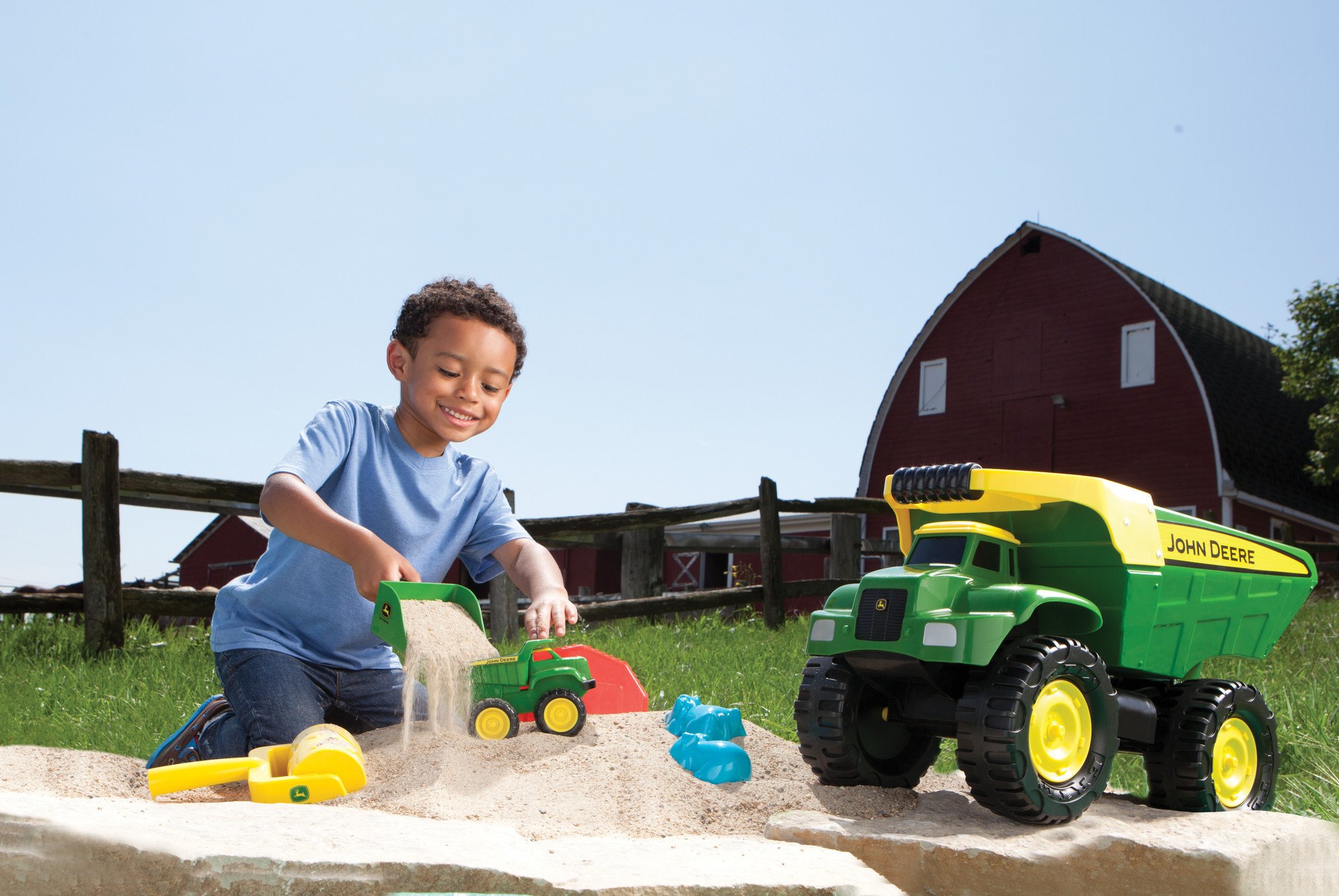 TOMY John Deere Durable Construction Vehicles Toy for Kids, Big Scoop Dump Truck, 21 Inch