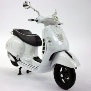 Vespa GTS 300 Super Scooter NEW RAY Diecast 1:12 Scale White