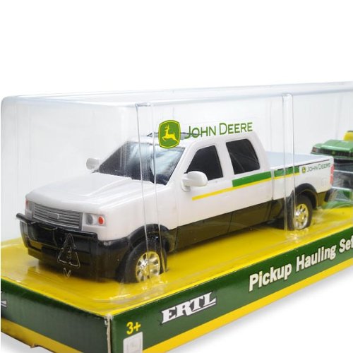 TOMY John Deere Big Farm Pick Up Set, Style May Vary