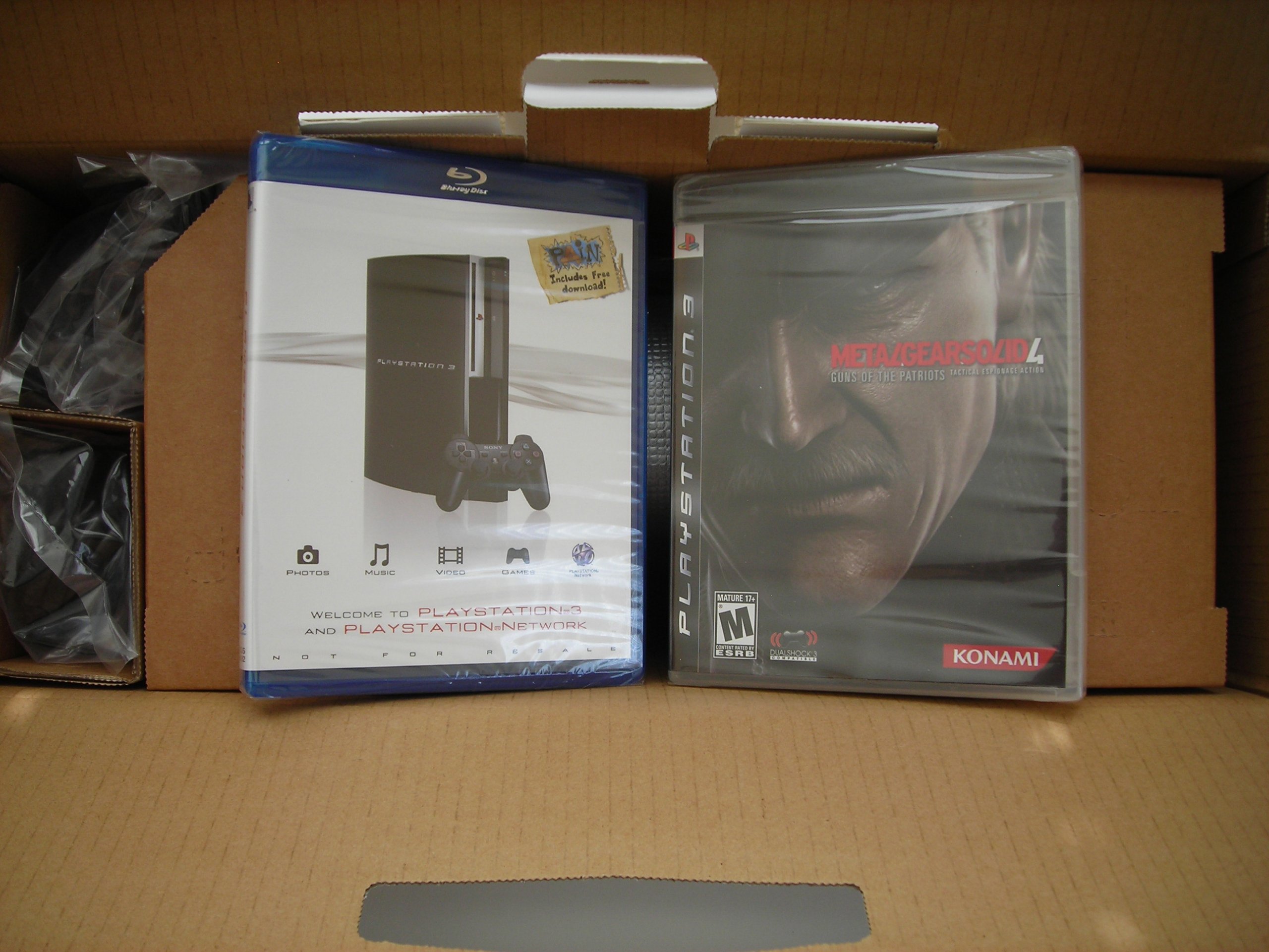 PlayStation 3 80GB Metal Gear Solid 4: Guns of the Patriots Bundle