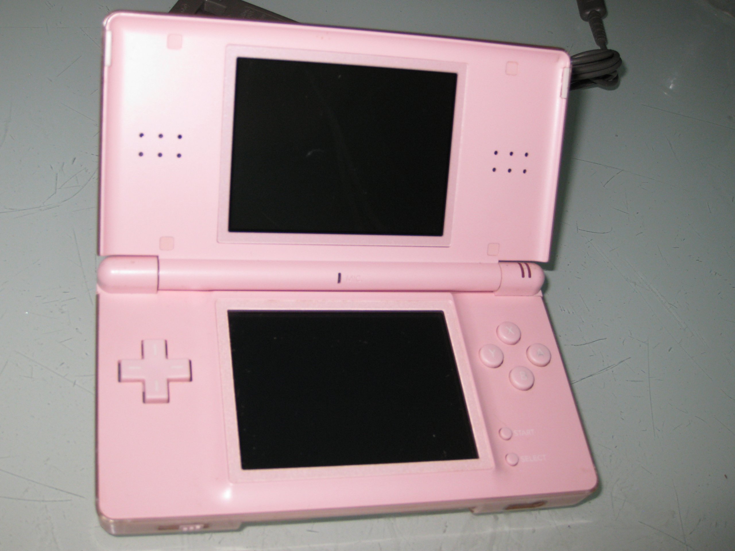 Nintendo DS Lite - Metallic Rose