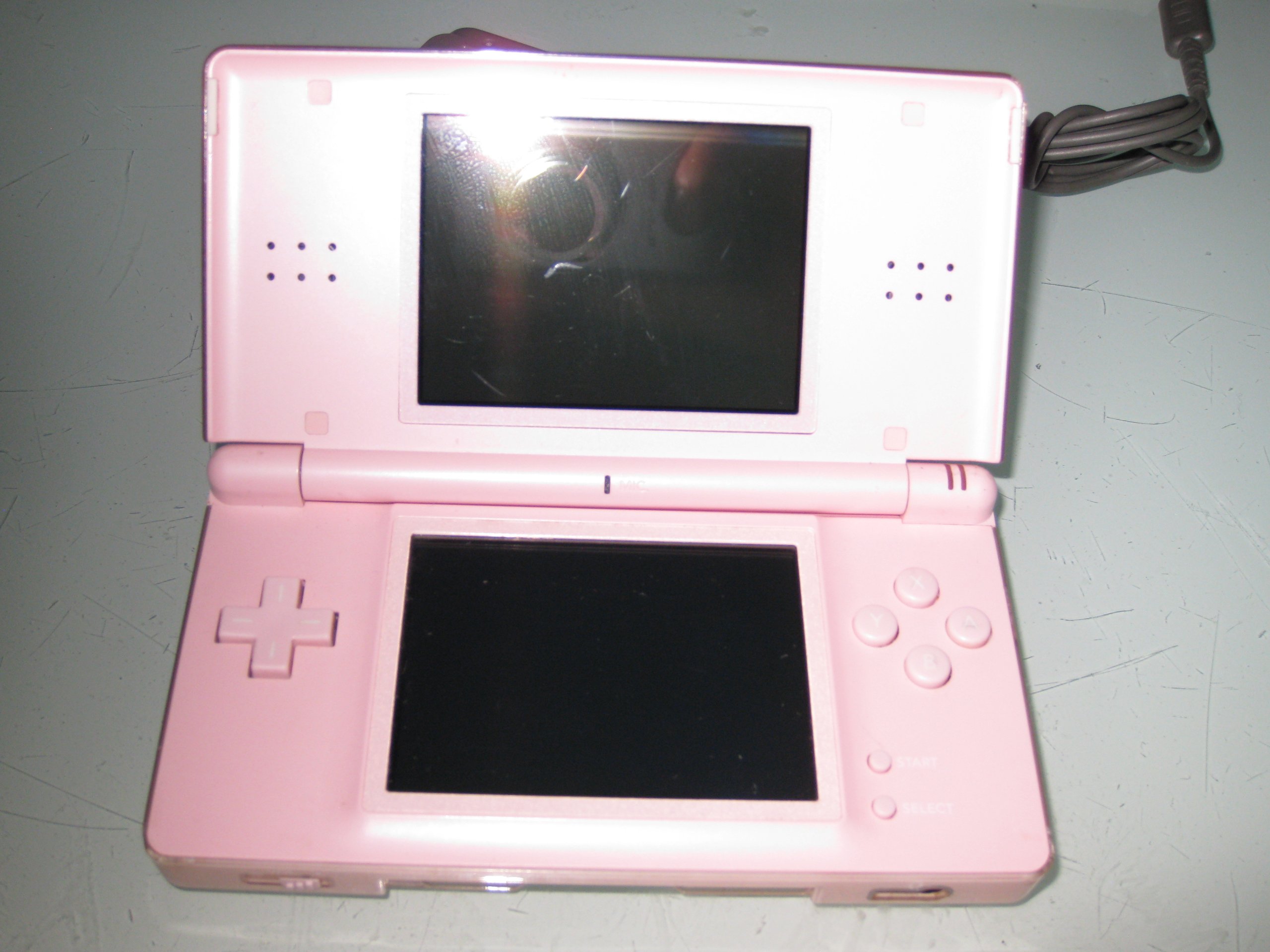 Nintendo DS Lite - Metallic Rose