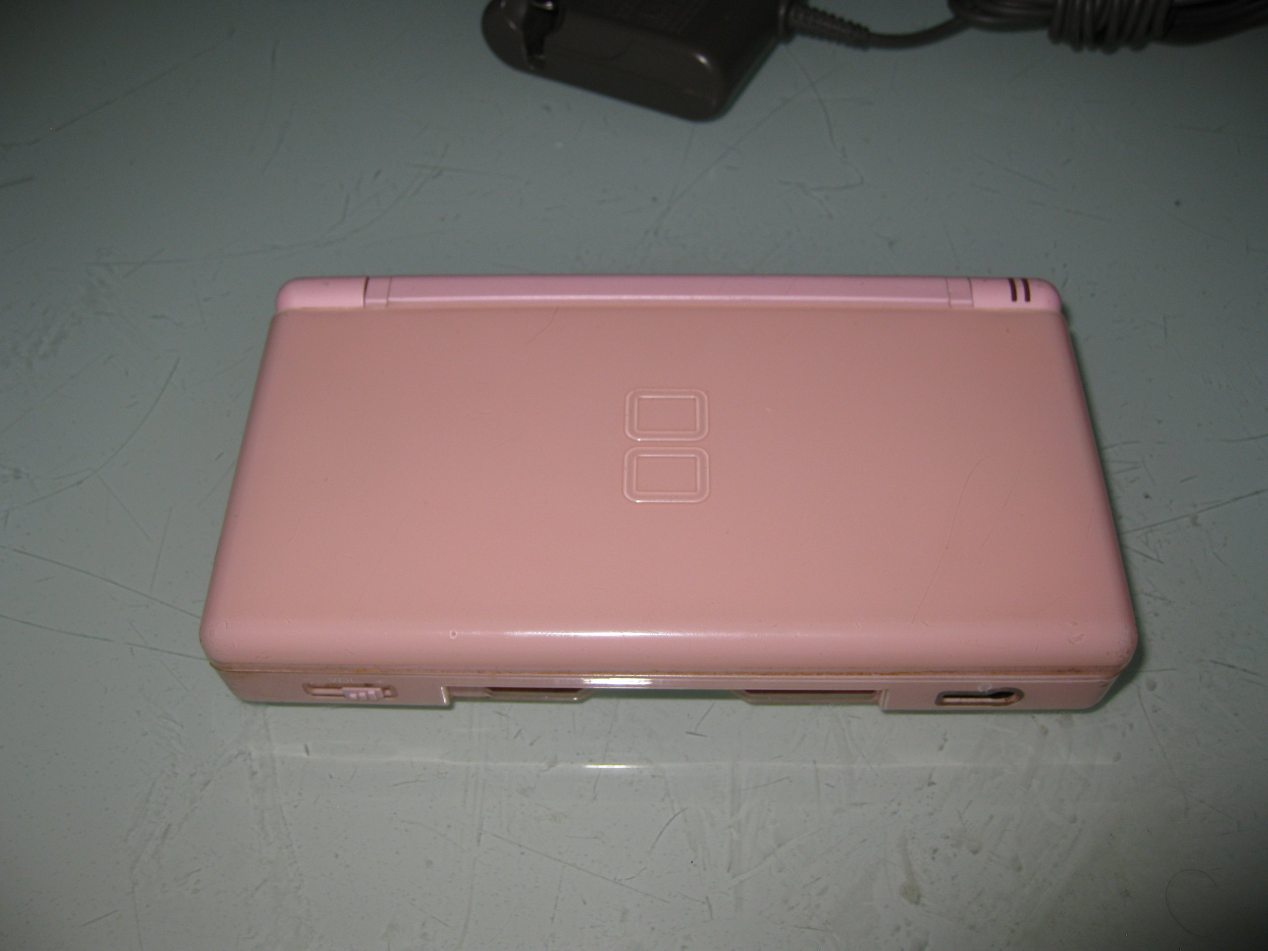 Nintendo DS Lite - Metallic Rose