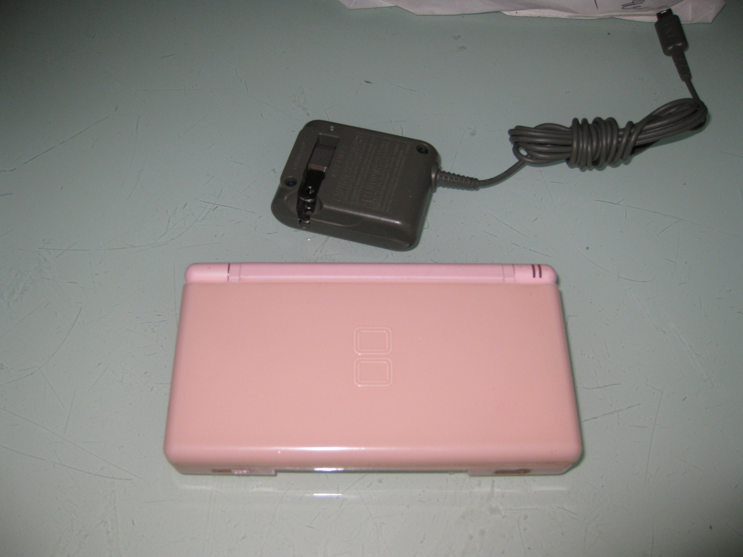 Nintendo DS Lite - Metallic Rose