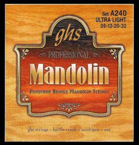 ghs strings a240 phosphor bronze mandolin strings, loop end, ultra light (9-32)