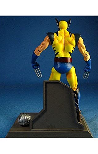 Diamond Select Toys 7-Inch Wolverine Action Figure with Deluxe Weapon X-Base and Display-Ready Packaging with Side Panel Artwork