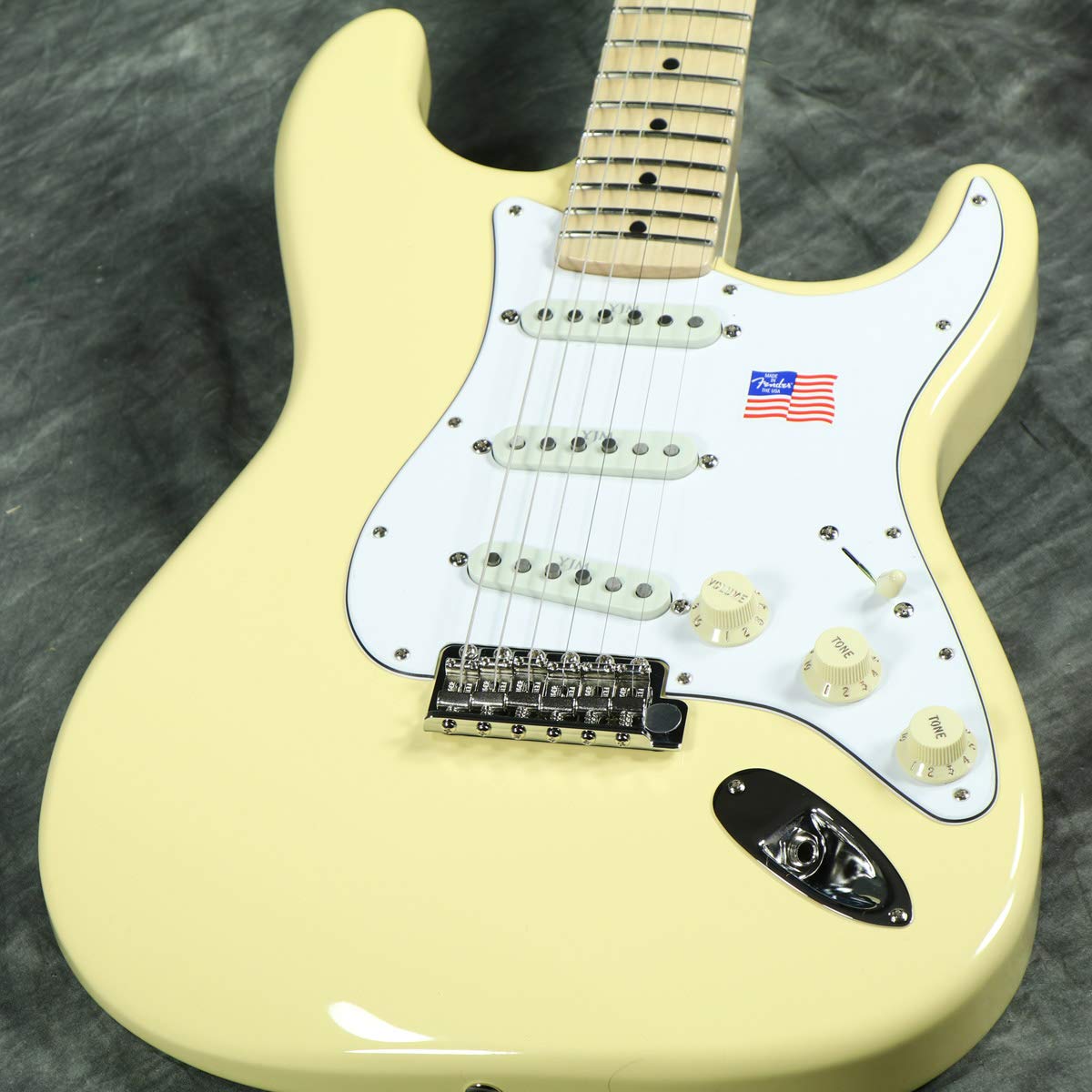 Fender Yngwie Malmsteen Stratocaster, Scalloped Maple Fretboard - Vintage White