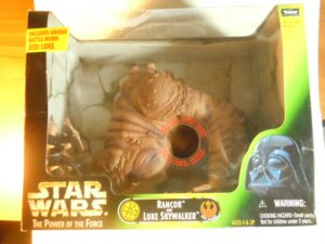 star wars power of the force action figure playset - rancor and luke skywalker